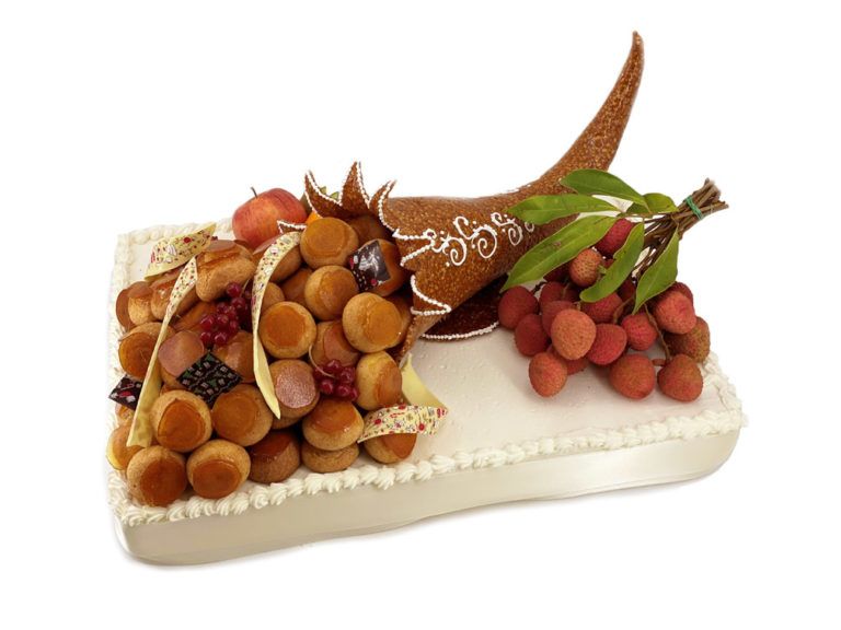 corne d'abondance pâtissière choux "croque en bouche" - Boutique Erisay ...